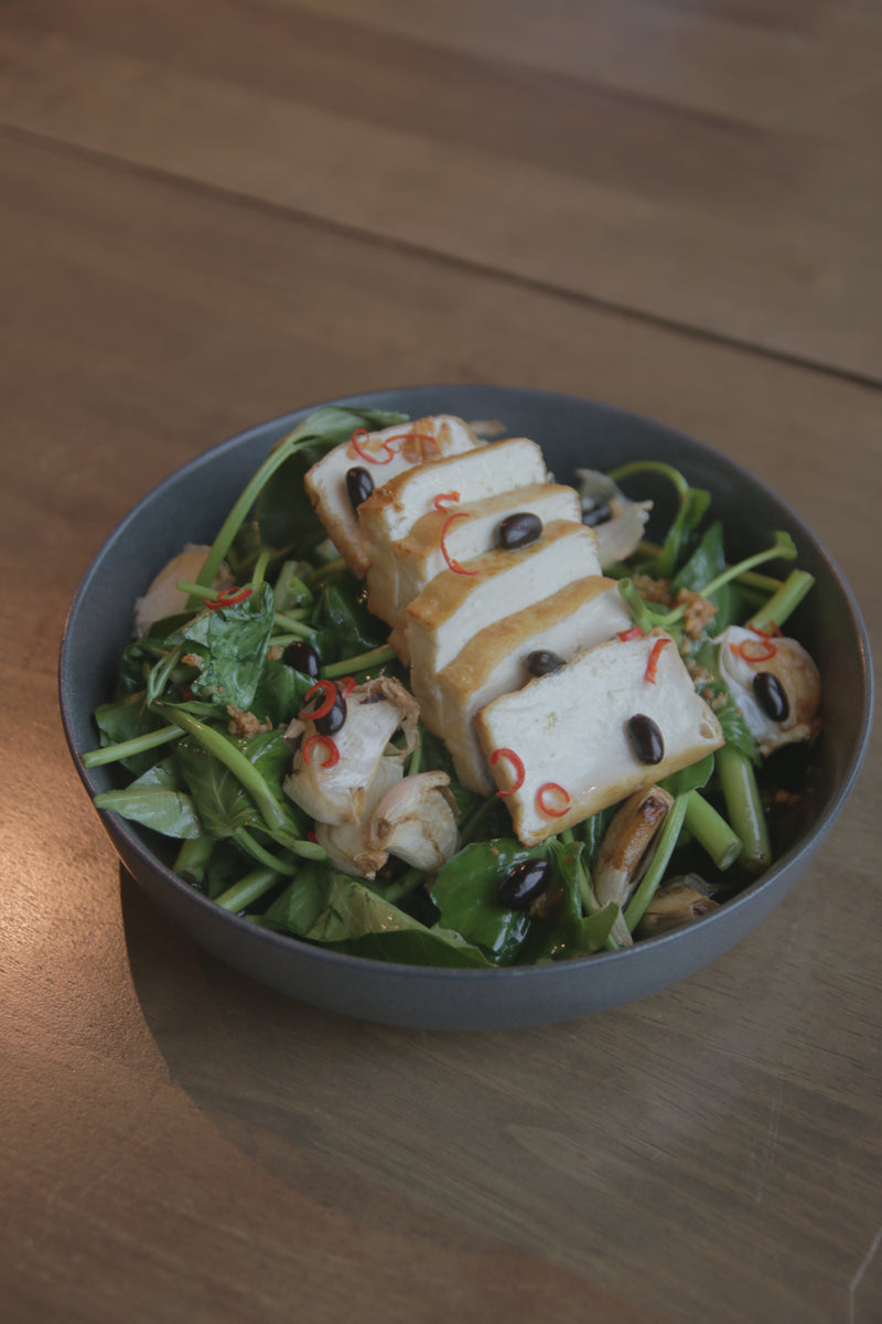 Adobong Kangkong – The Red Crab Delivery